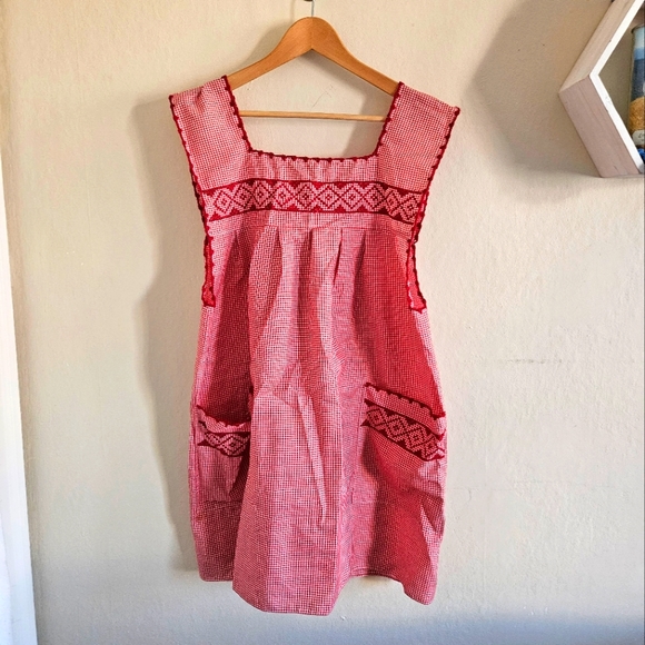 American Vintage | Other | Vintage Homemade Apron Just Darling | Poshmark